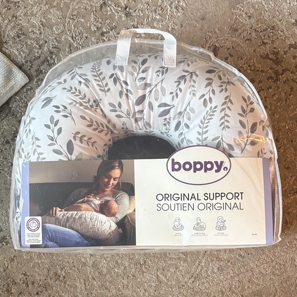 Boppy | Other | Boppy Original Support Pillow White With Gray Leaf ...